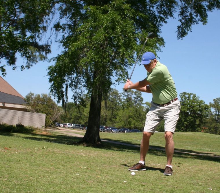 Chamber hosts Tees-n-Tails 21st Annual Golf Tournament