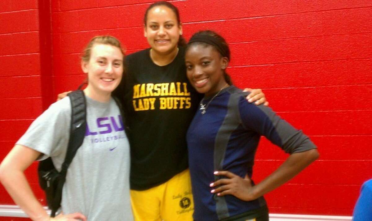 Marshall grad hosts local volleyball camp