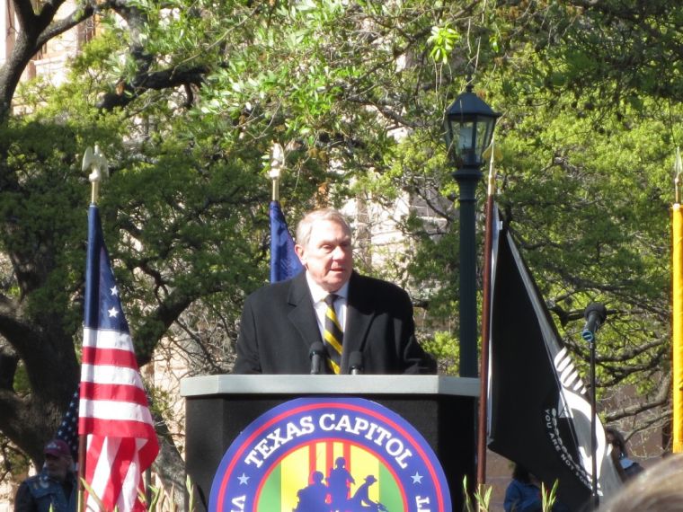 Smith honors Texas heroes at Texas Capitol Vietnam Veterans Monument ...