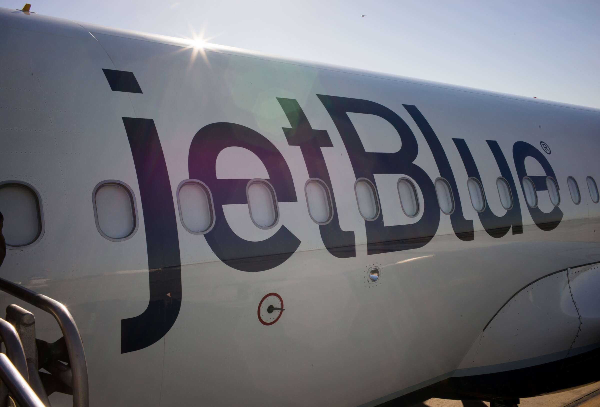 Which SFO budget airline is best? We rank 7 airlines on snacks, seat ...