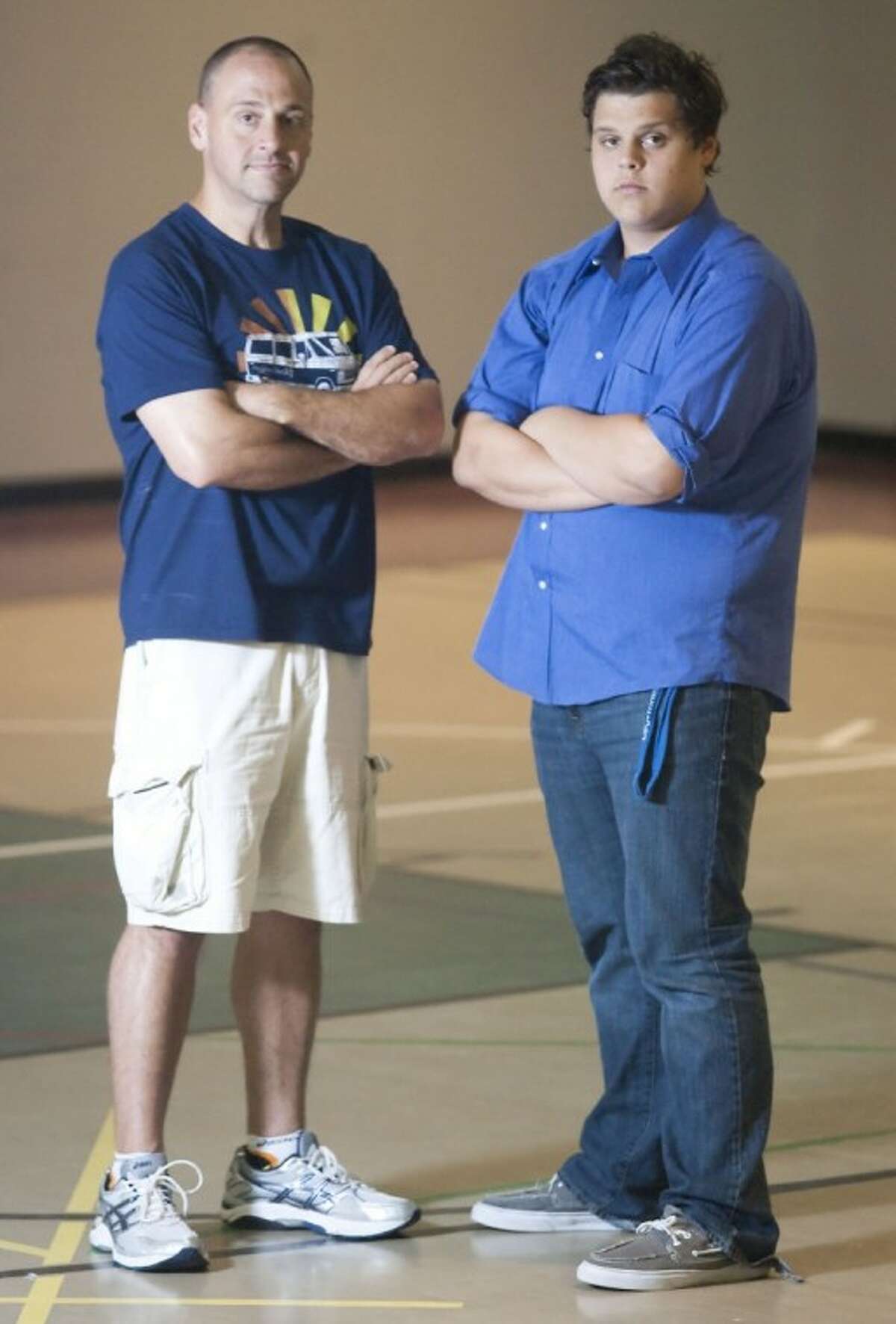 ‘Biggest Loser’ father and son start weight loss course