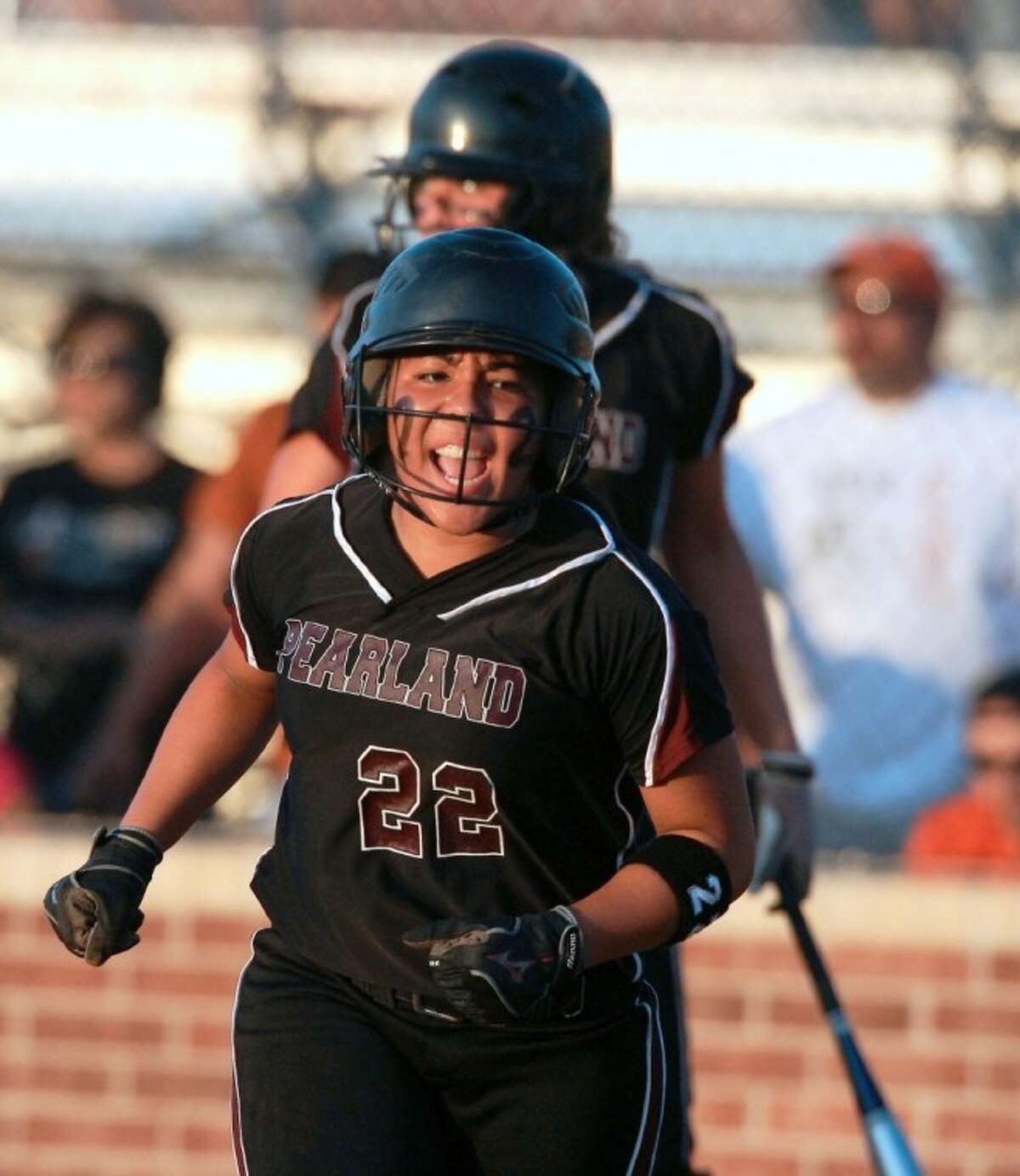 Softball: Moreno, Foose provide 1-2 punch for Pearland