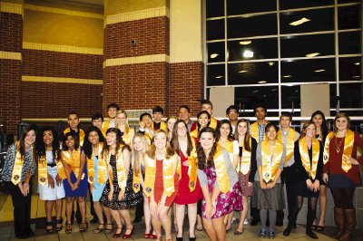 Cypress Ranch seniors earn Key Club graduation stoles