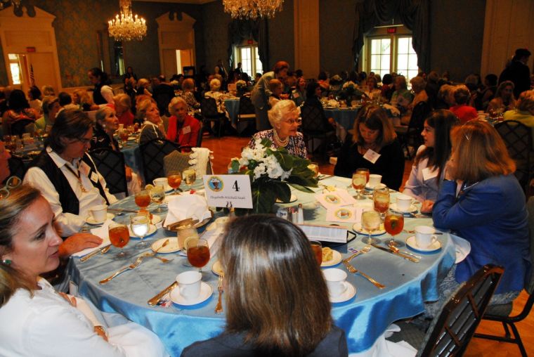 DAR chapter celebrates centennial, role in modern Houston