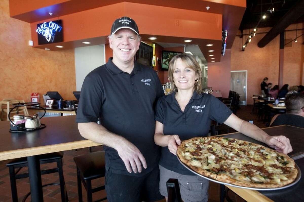 Locatelli’s Pizza brings loyal customers to new Tomball home