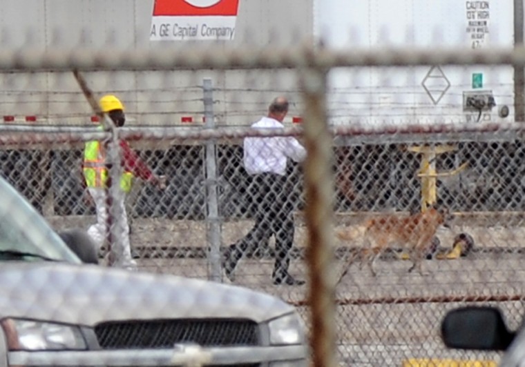 Shell Galena Park employees return to the facility after bomb threat