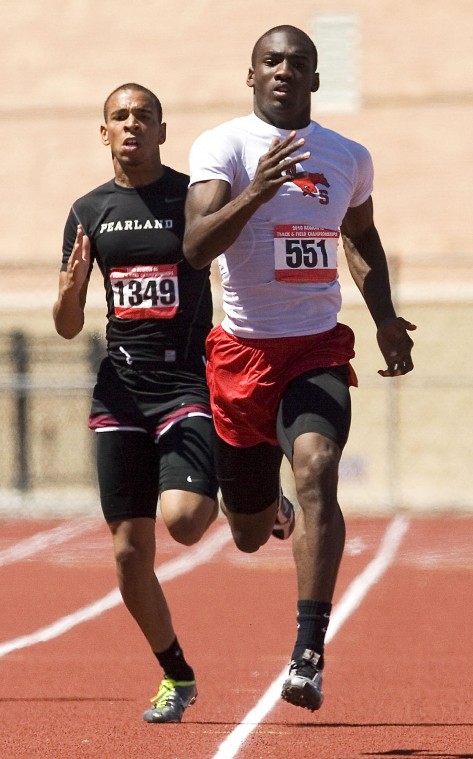 North Shore track team torches competition at Regionals