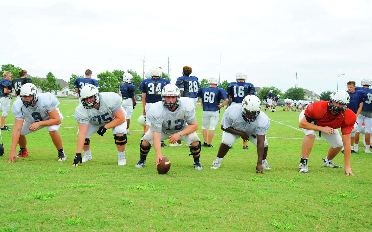 Cypress Ranch's offensive line embodies team's winning culture, current ...
