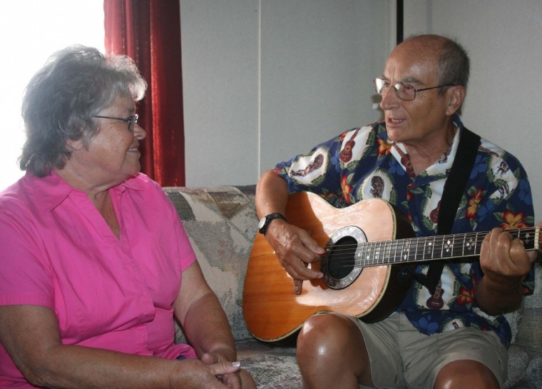 Country singer and wife celebrate 50 years