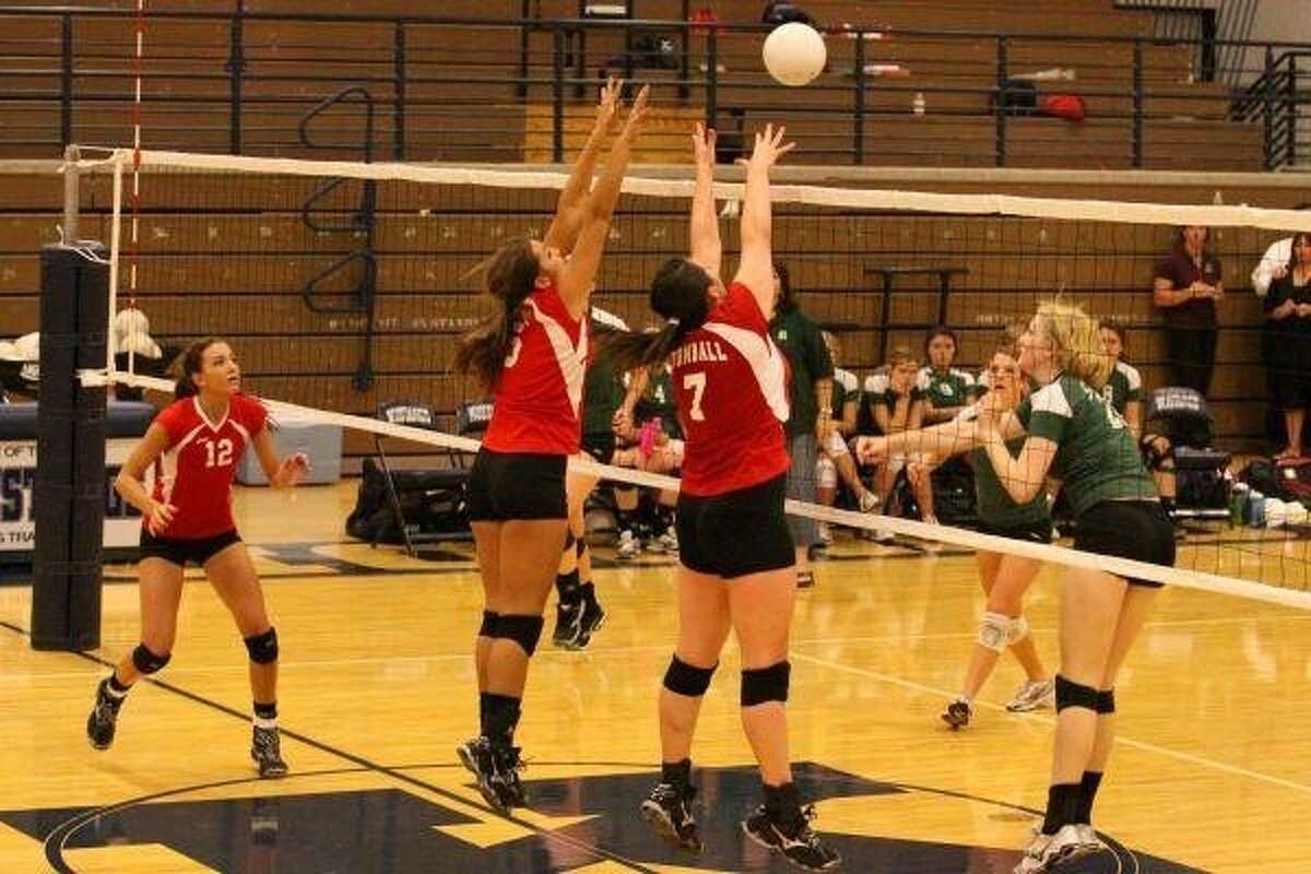 Front row guides Stratford into Spring Branch Volleyball Classic