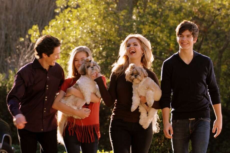 Victoria Osteen shares passion for ministry, literacy - Houston Chronicle