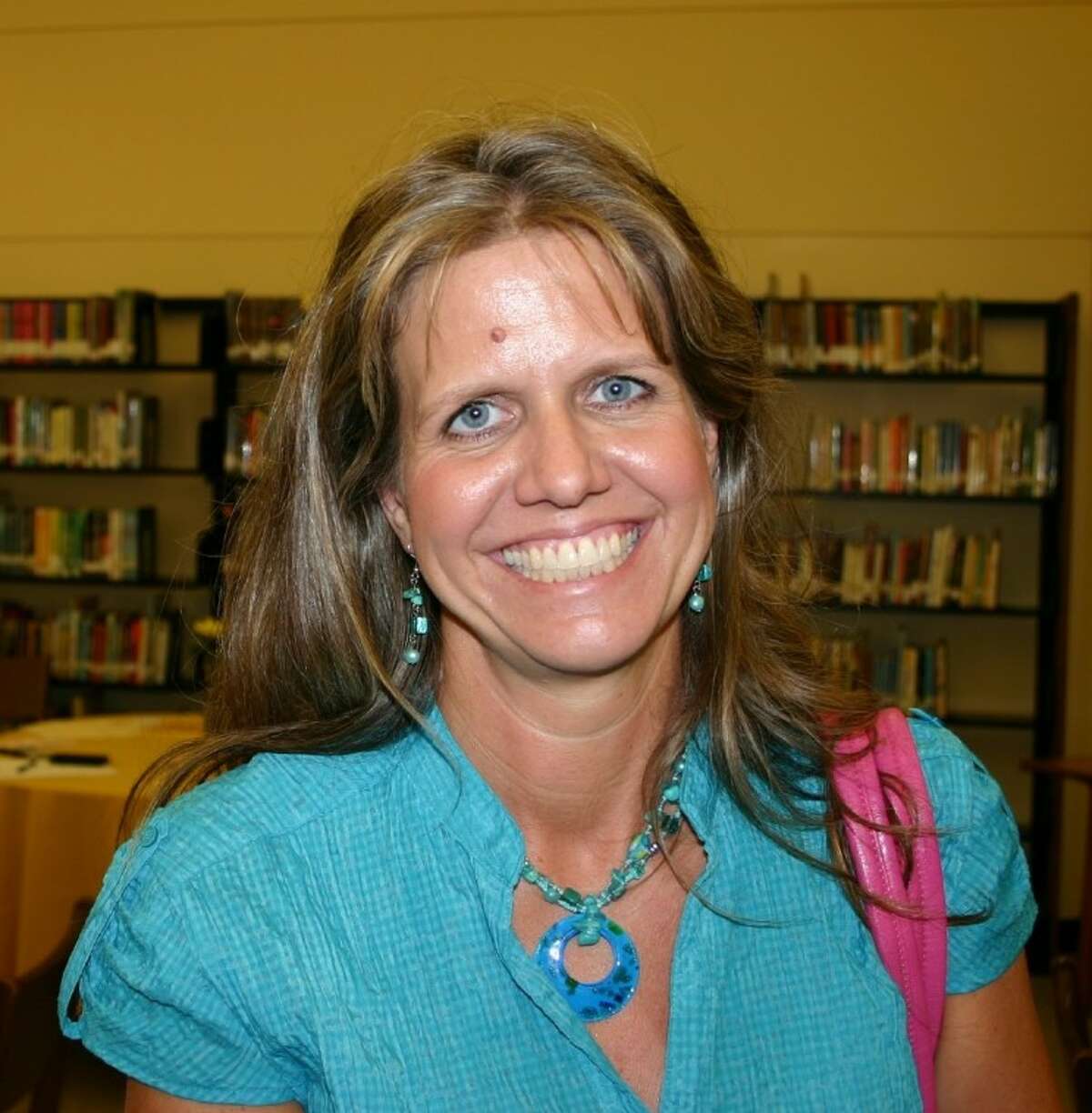 Retiring Liberty teacher passes torch to former student