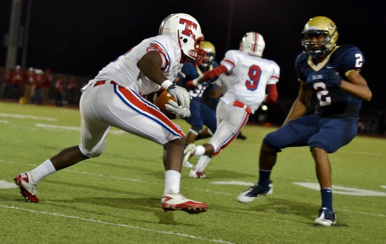 Local football players honored by Touchdown Club of Houston