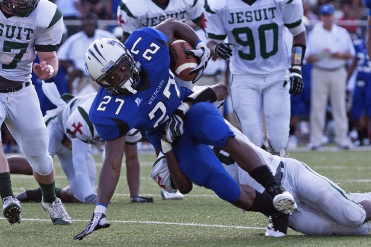 Felton plays big in first start for Dekaney High football