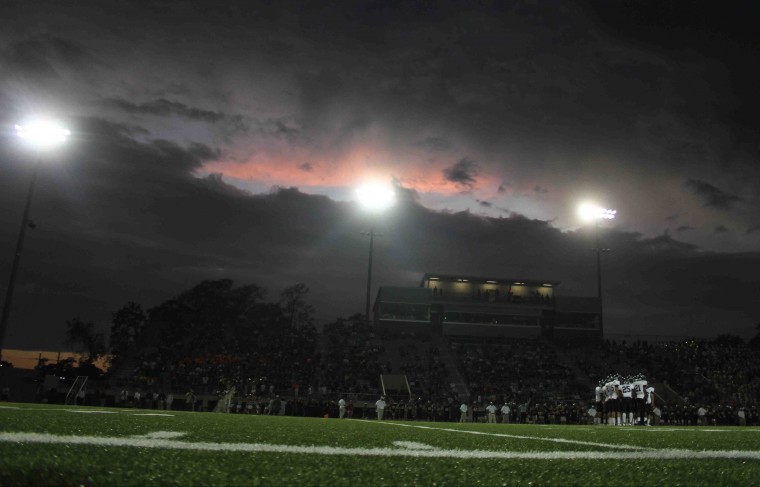 Local Lens: Top football images from Week 6