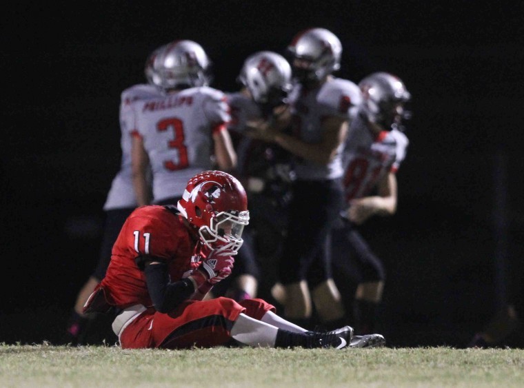 Local Lens: Top football images from Week 6