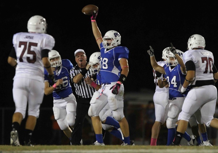 Local Lens: Top football images from Week 6