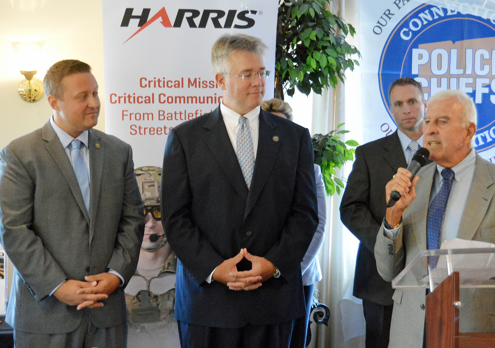 Sredzinski honored by state police chiefs for opposing regional ...