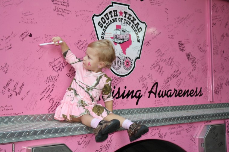 Pretty in Pink: Town Square lights the city for cancer charity event