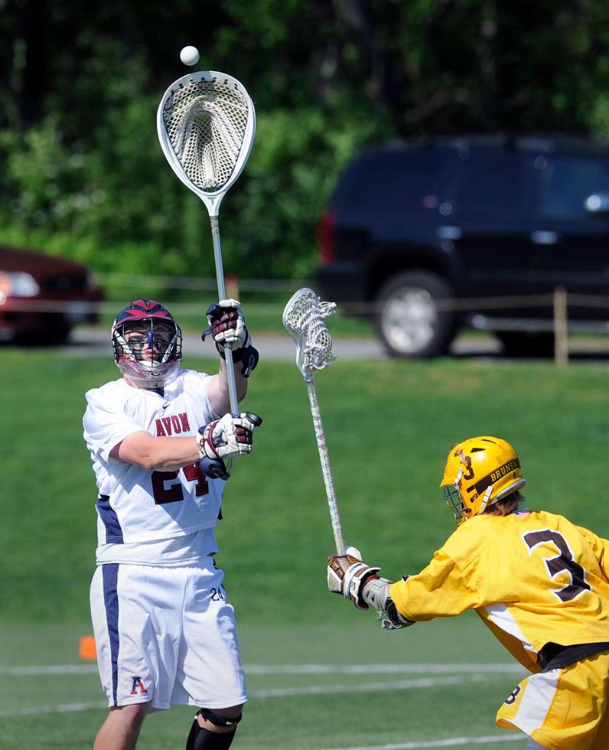 Brunswick lacrosse team edged by Avon Old Farms