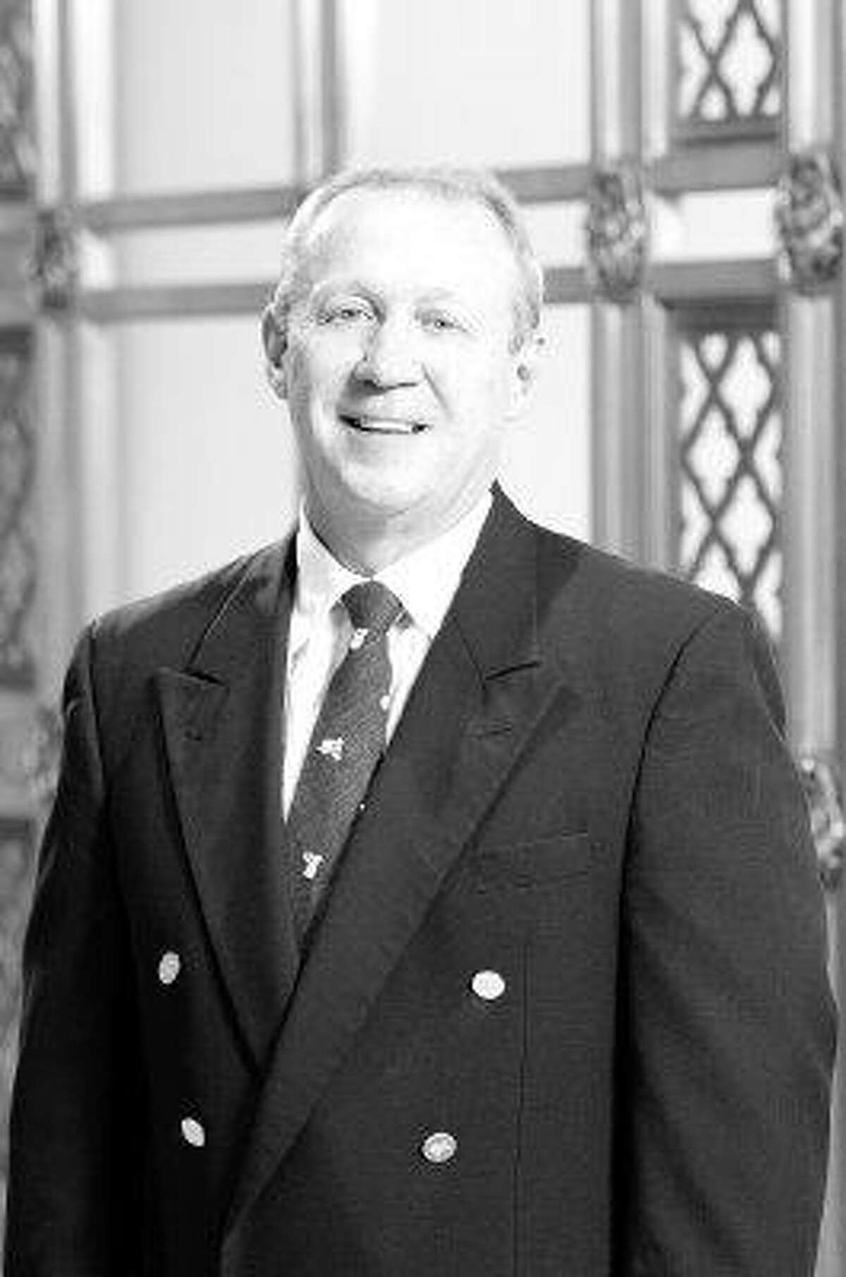 Hometown Hero George Lindahl devotes time to non-profits