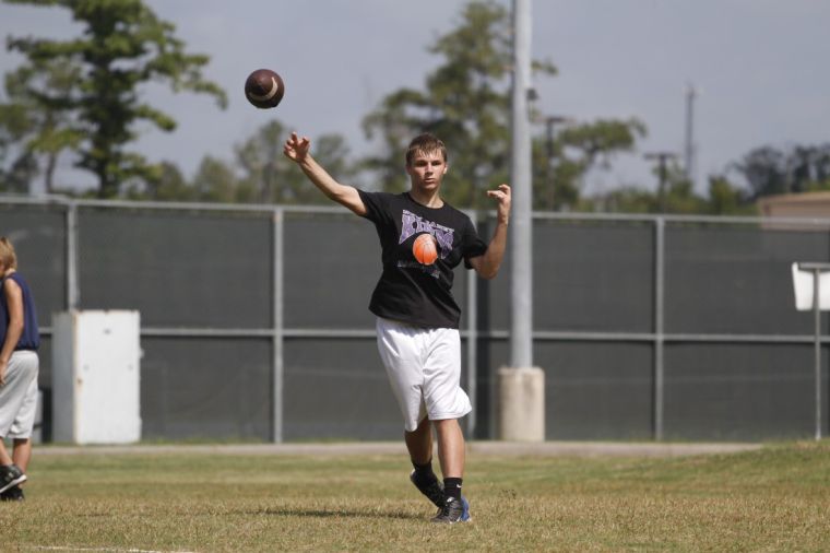 Pennington’s camp a fun challenge for incoming athletes