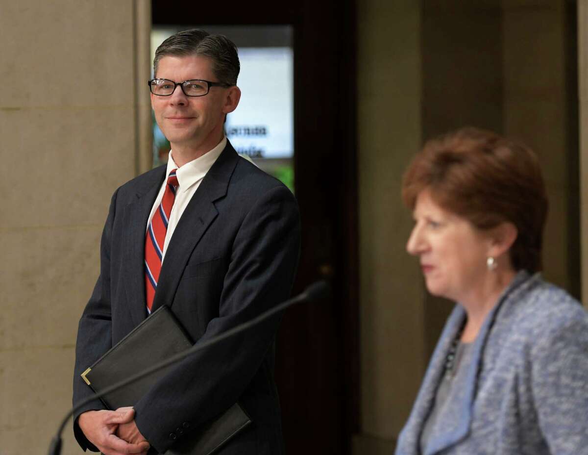 Sheehan appoints primary victor Farrell to judgeship