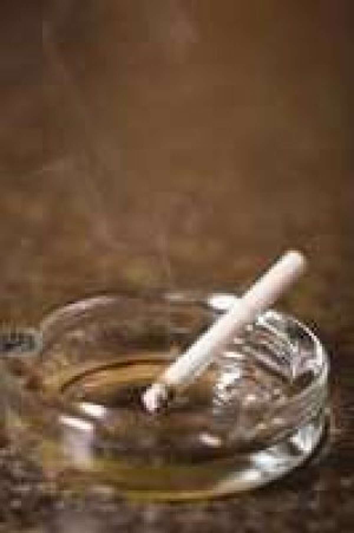 Passive smoking continues to kill bystanders