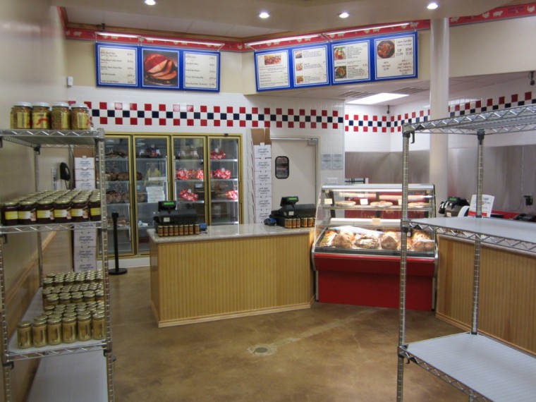 Logan Farms store opens in West U area