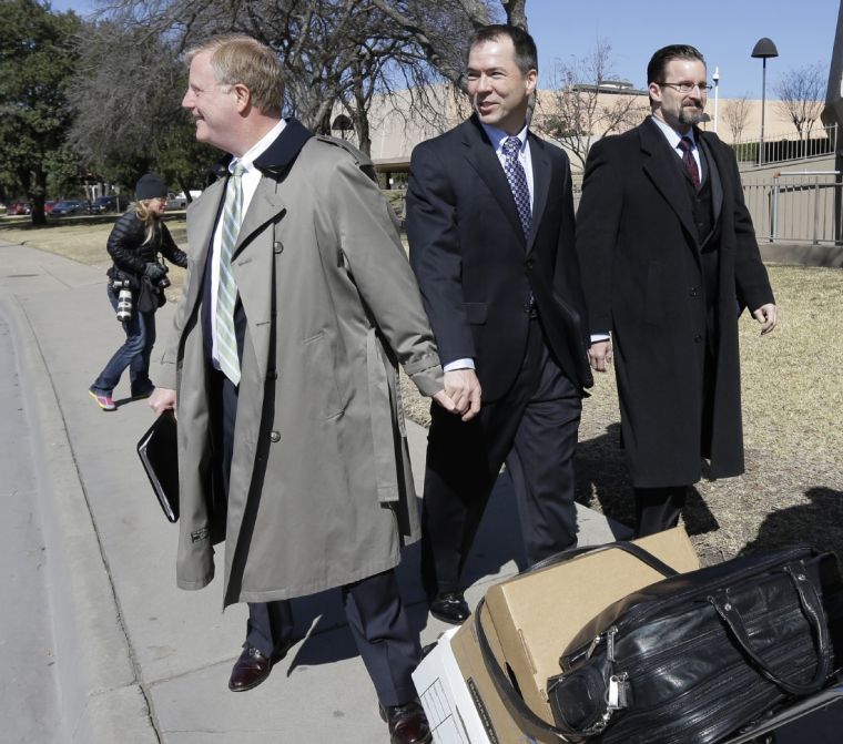 2 Texas judges offer gay ‘commitment’ ceremonies