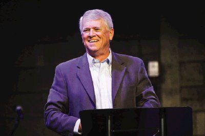 Astros announcer talks preciousness of time at monthly Men’s Power Lunch
