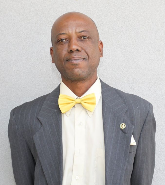 Lewis announces run at Position 3 City Council seat