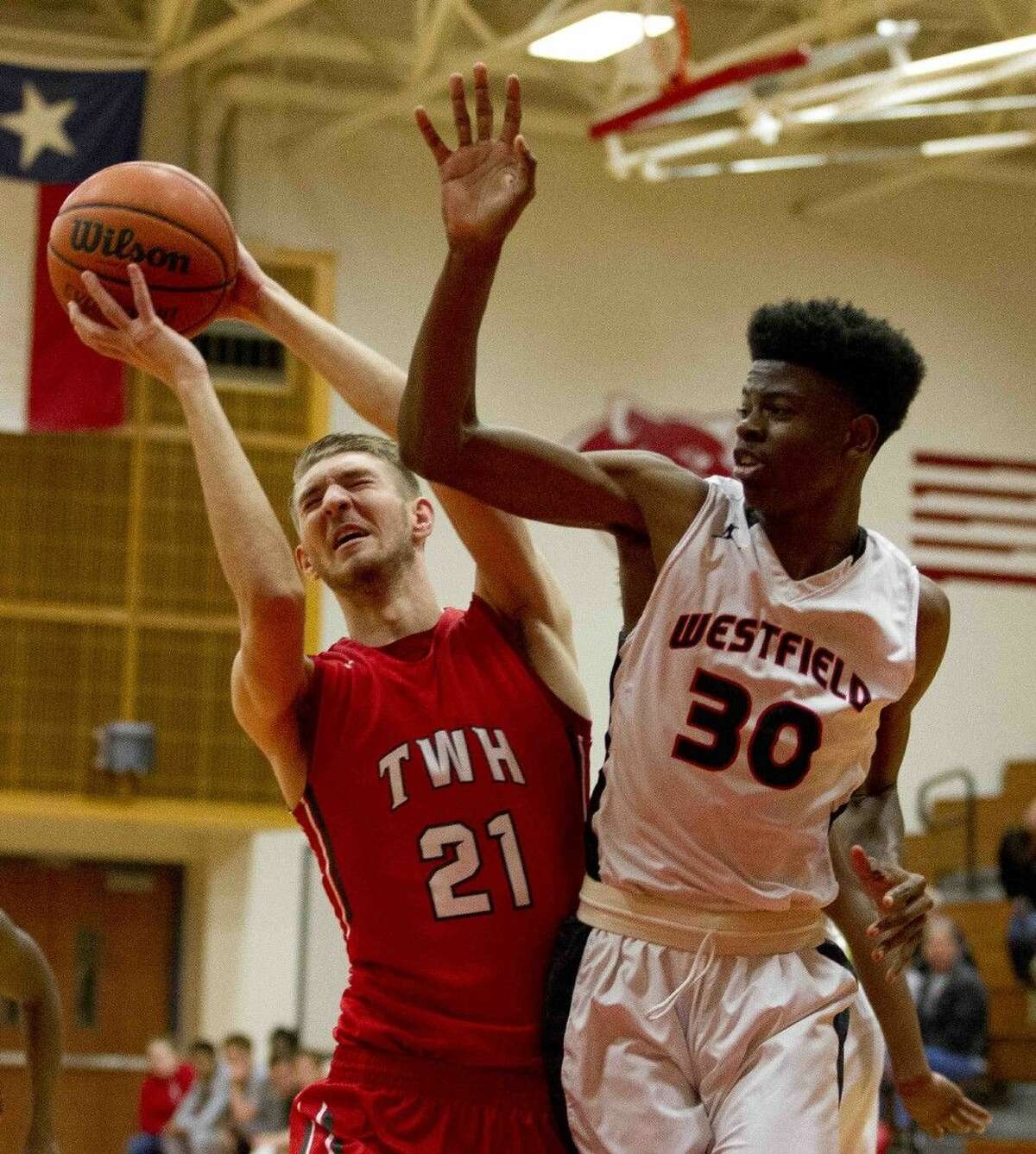 BOYS HOOPS: Westfield exploits Highlanders defensive gameplan, TWHS ...
