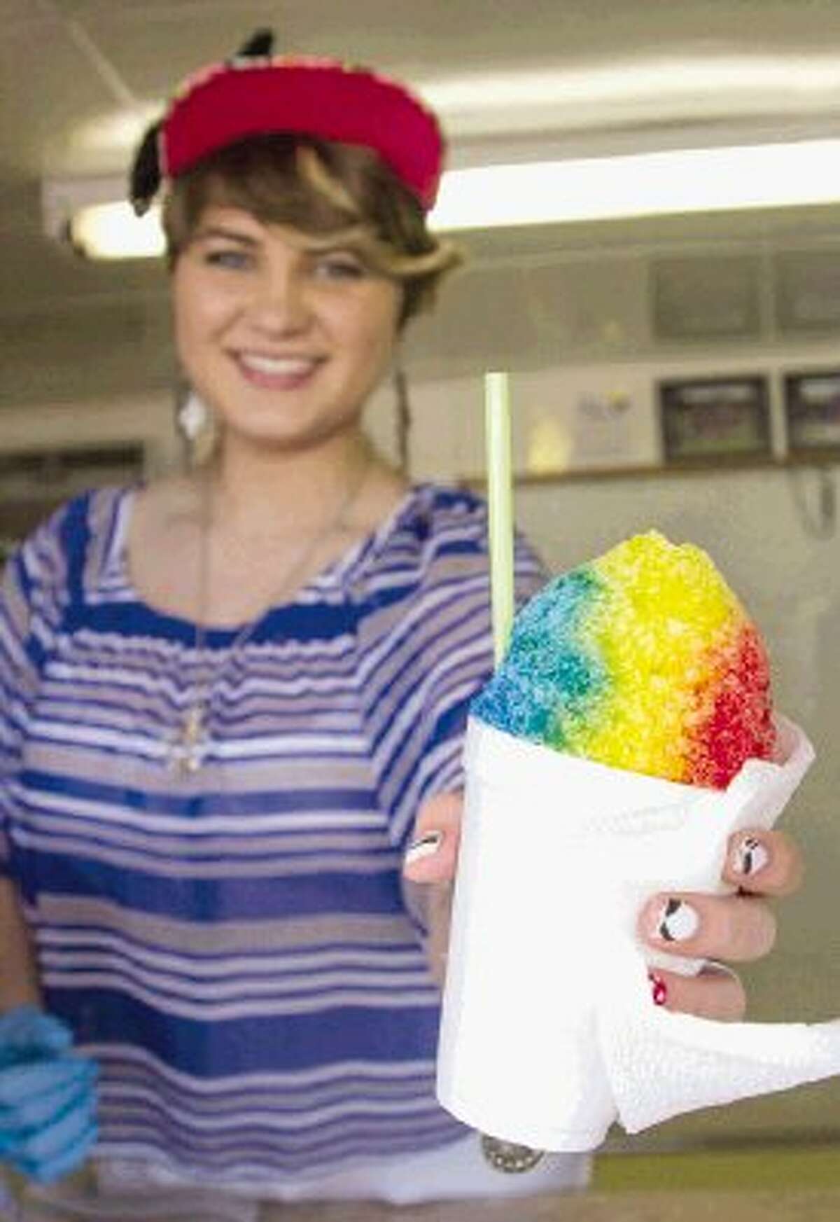 Willis Sno Cone Shop delights with ‘gourmet’ sno cones, fun food