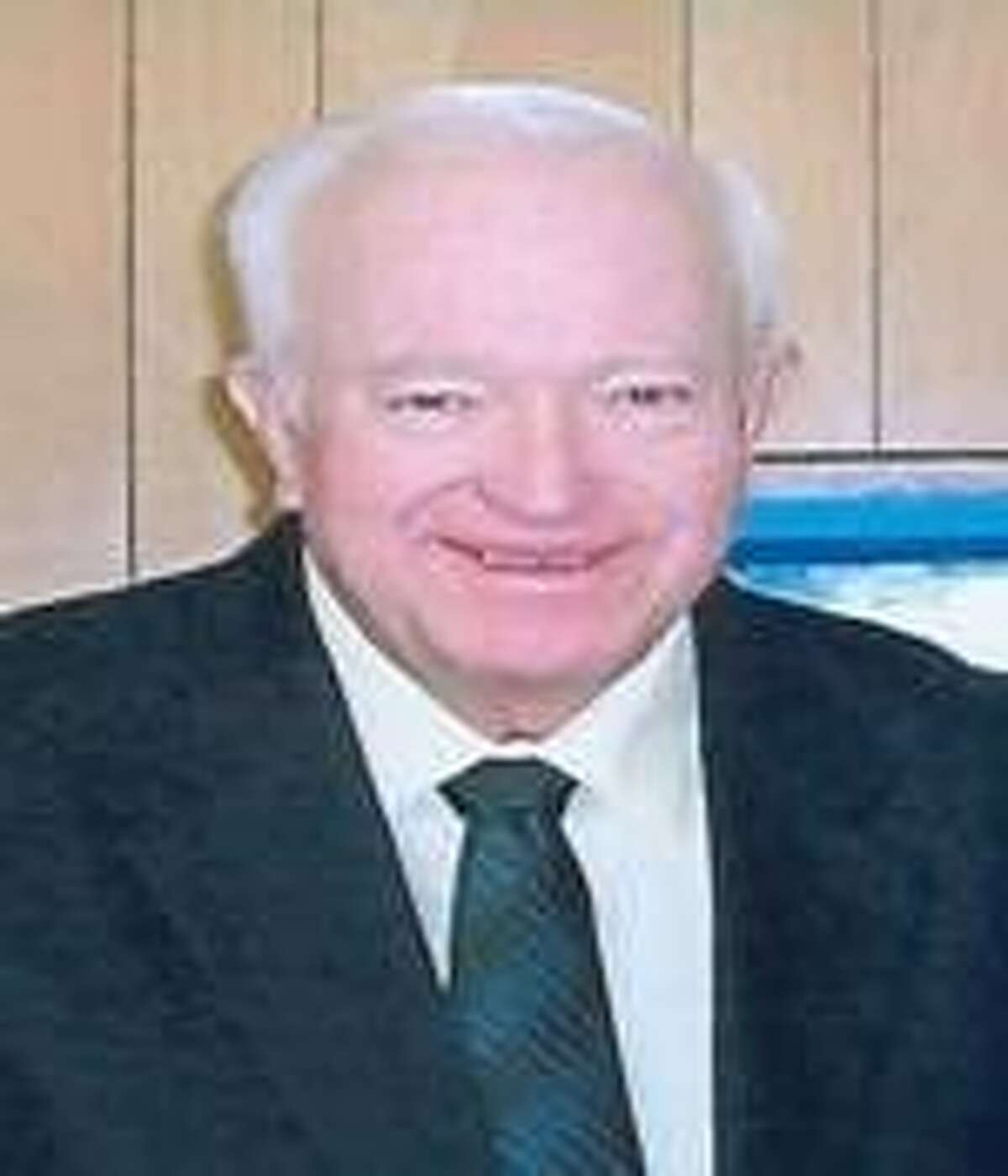 Former police chief remembered for his large stature, kind heart