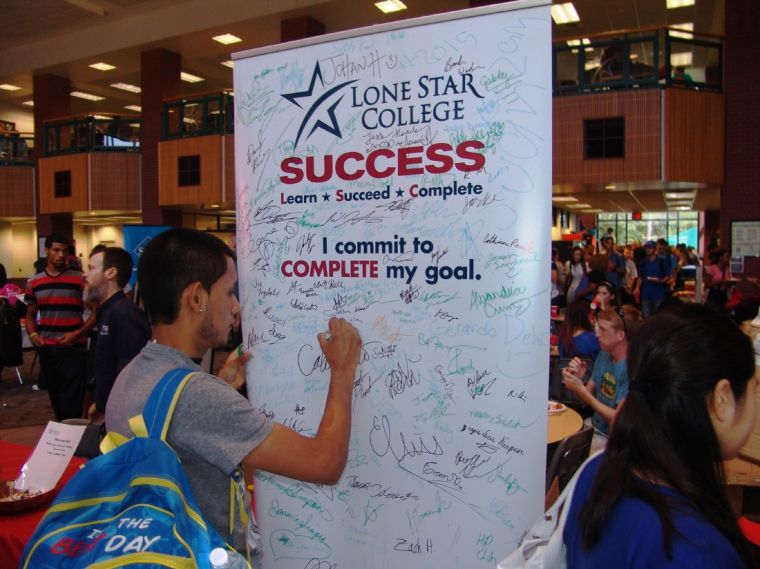 Lone Star College System announces Commit to Complete program