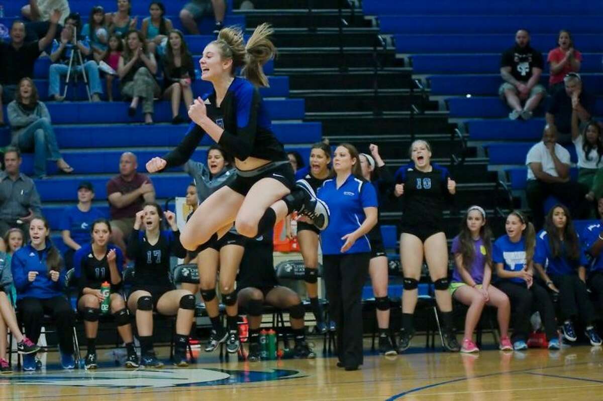 Volleyball: Clear Springs sweeps Clear Lake