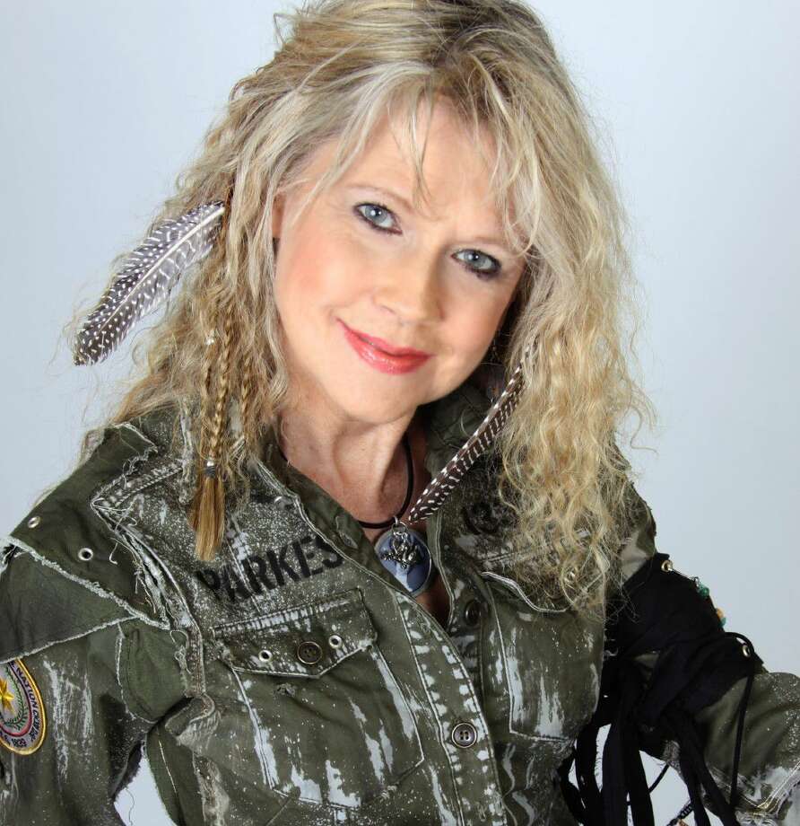 Writer-singer Becky Hobbs all set for Pam Tillis show - The Courier