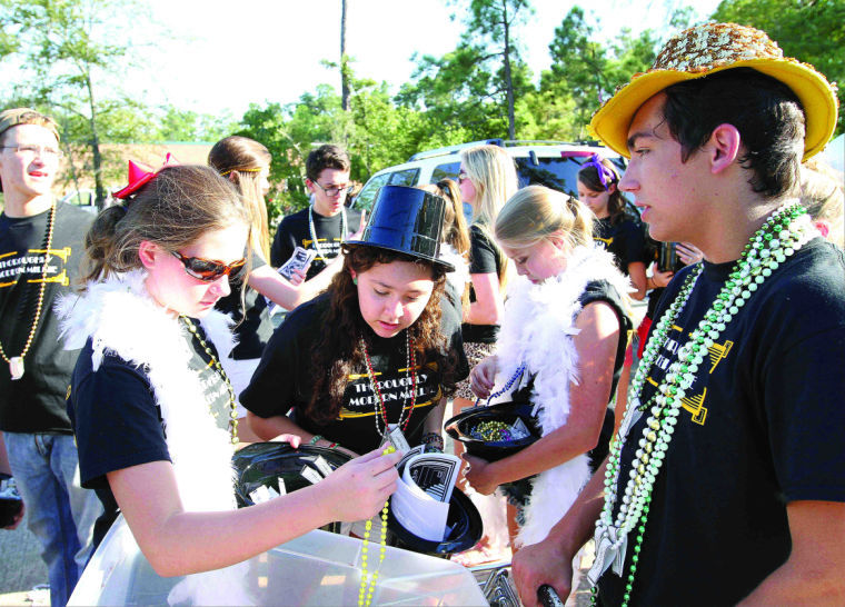 VIDEO: The Woodlands HS Homecoming Parade