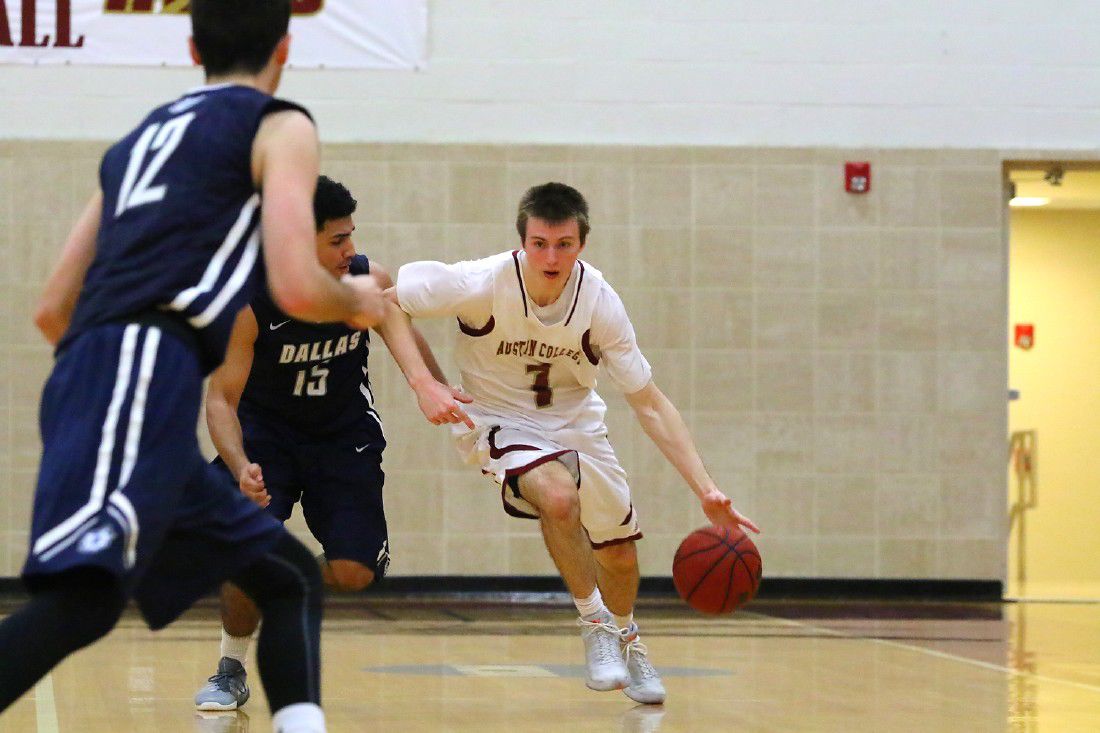 BASKETBALL: The Woodlands grad Baehl looking forward to last season at ...