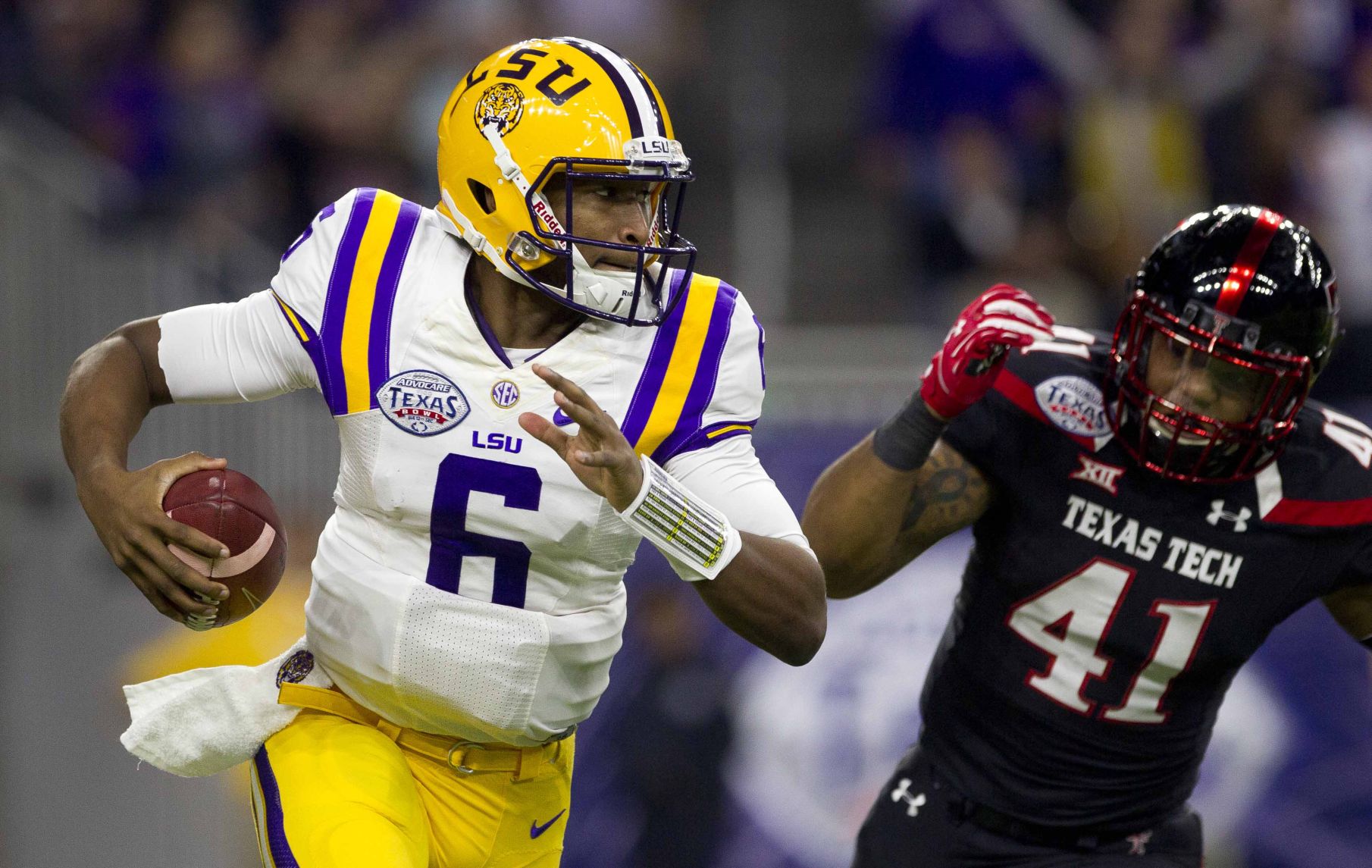 NCAA FOOTBALL: Experienced, talented LSU craves consistent QB play