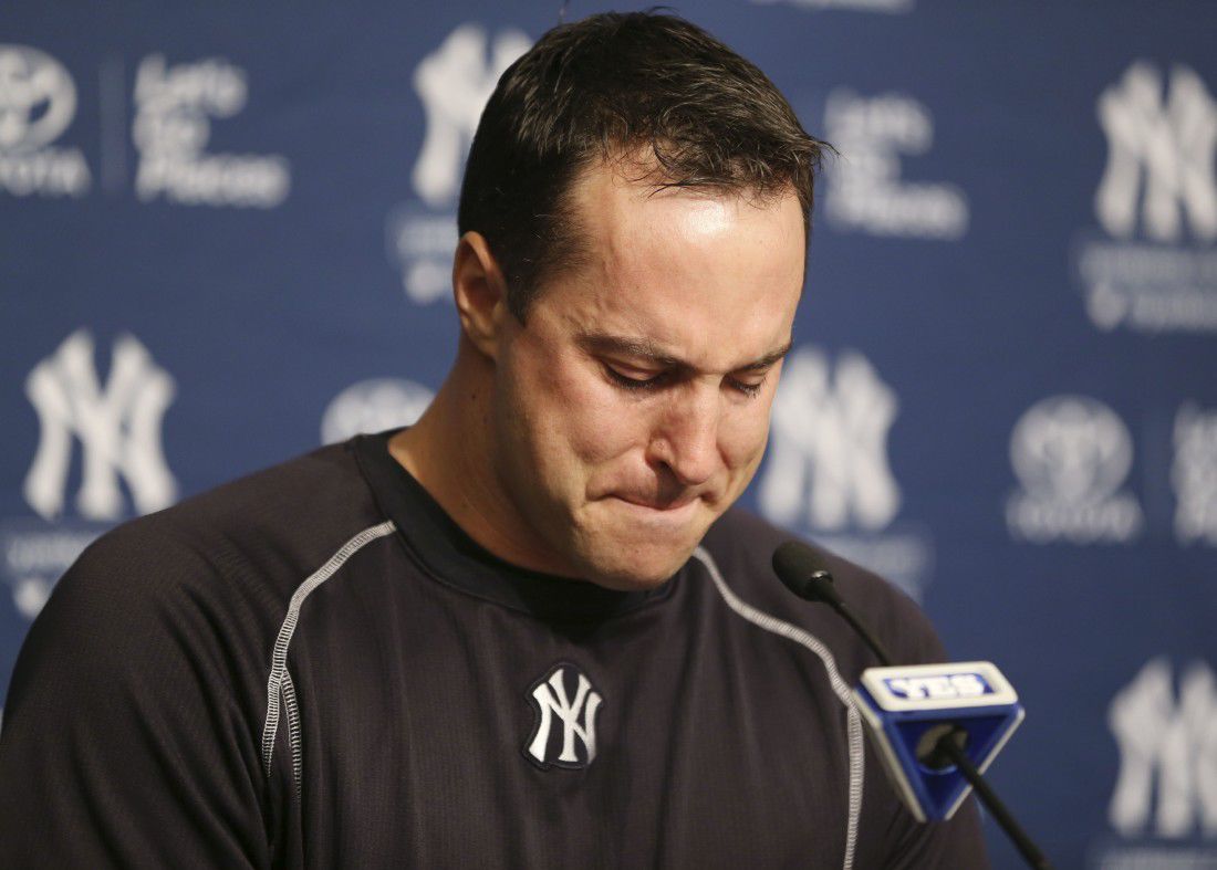 MLB: Eyes tearing, voice cracking, Teixeira says ‘16 is finale