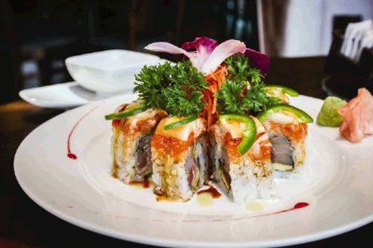 New Akashi Asian Bistro a change of pace on the lake