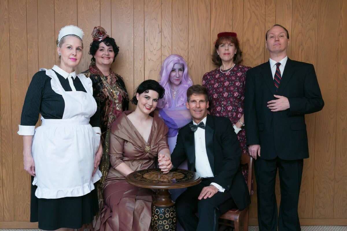 Stage Right opens season with Noël Coward’s ‘Blithe Spirit’