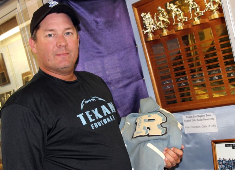 Sam Rayburn High to honor first football team Saturday