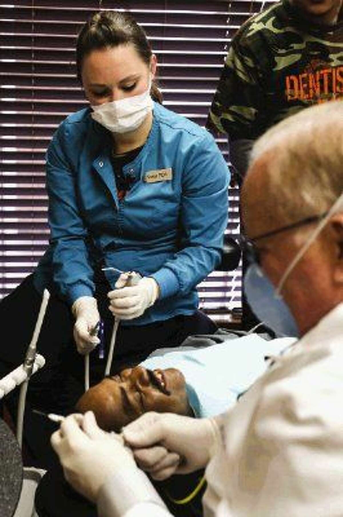 Veterans get their smiles back