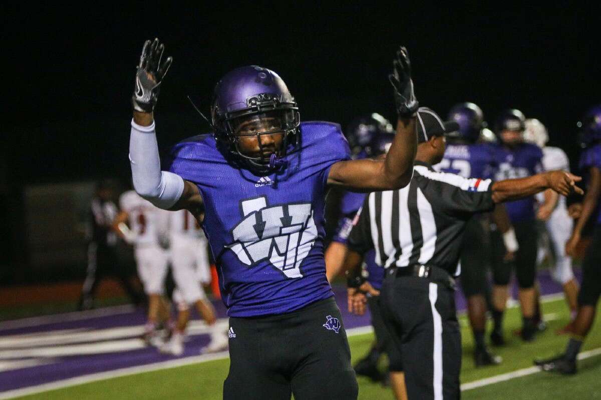 FOOTBALL: Willis starts 4-0 for first time since 1988 after defeating ...