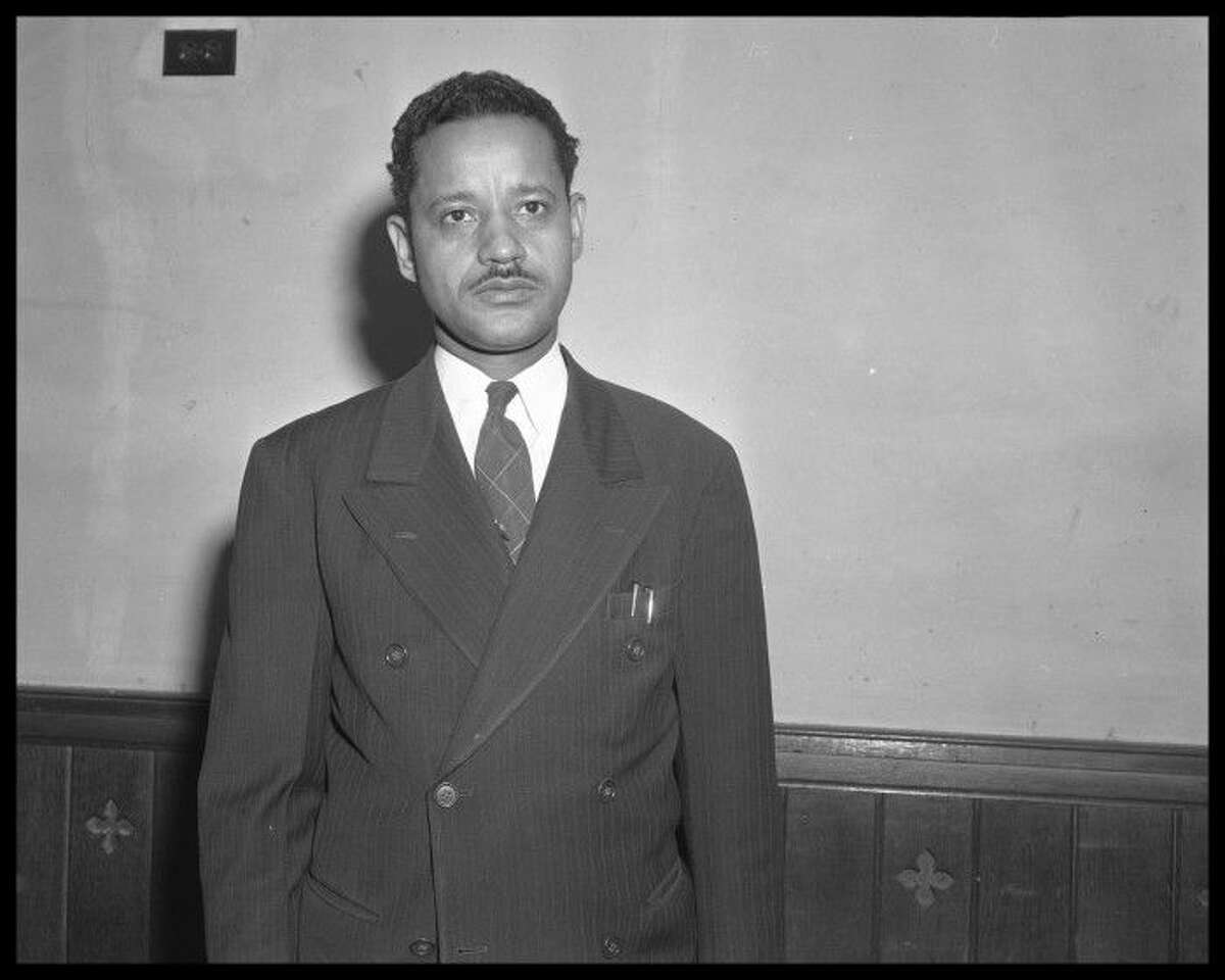 Rights pioneer Heman Sweatt's family backs UT race policy