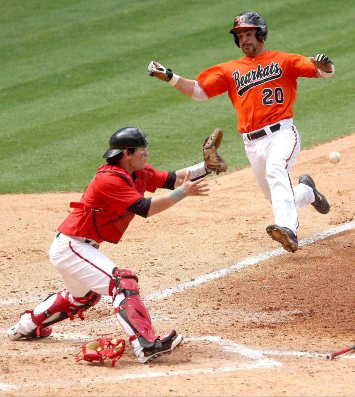 Houston College Classic: UT edges UH, Sam Houston State drubs Texas Tech