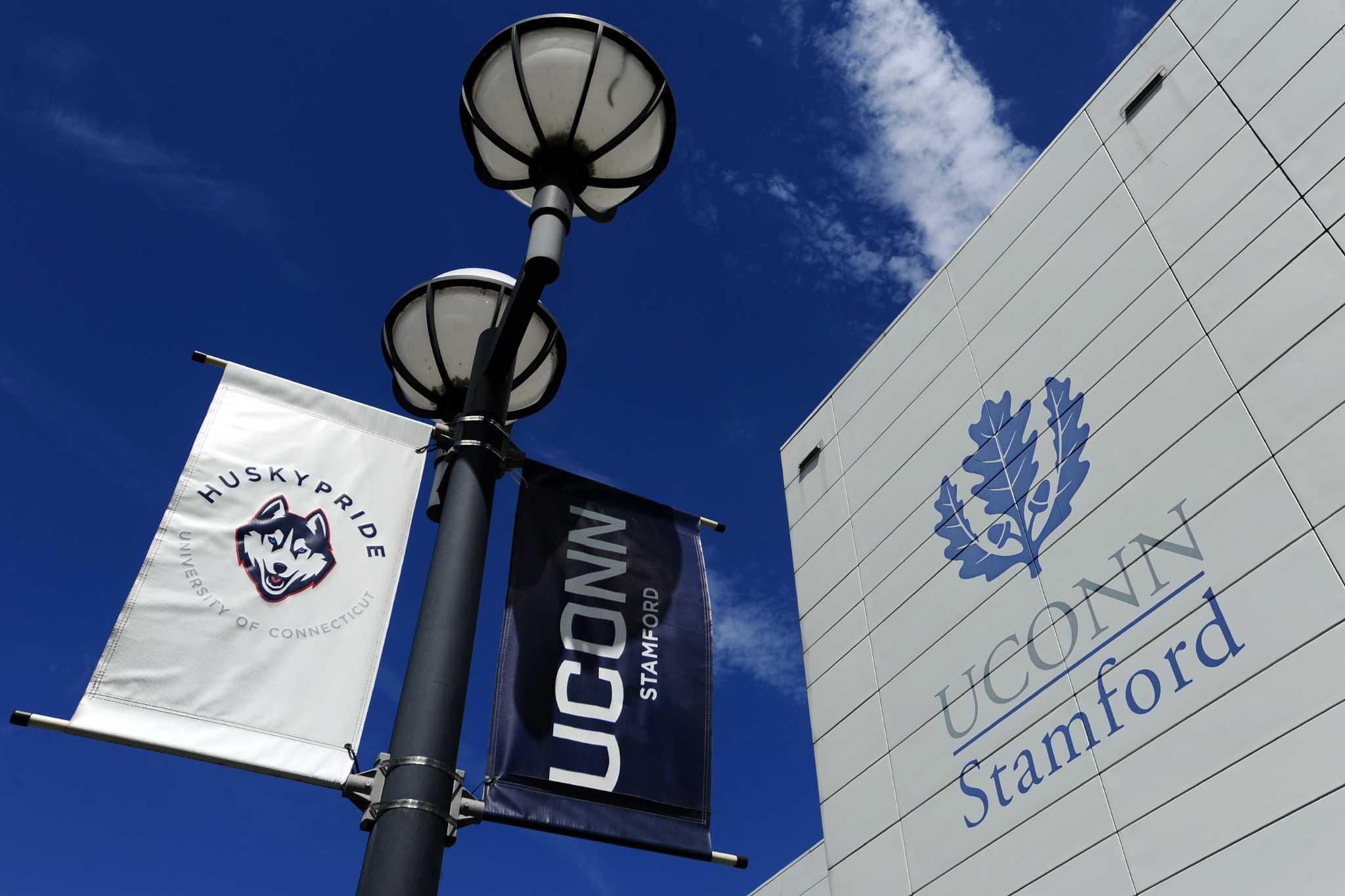 UConn numbers show graduates are quick to find work